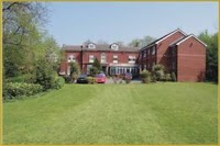 Dryclough manor in Royton, Oldham OL2 6DA